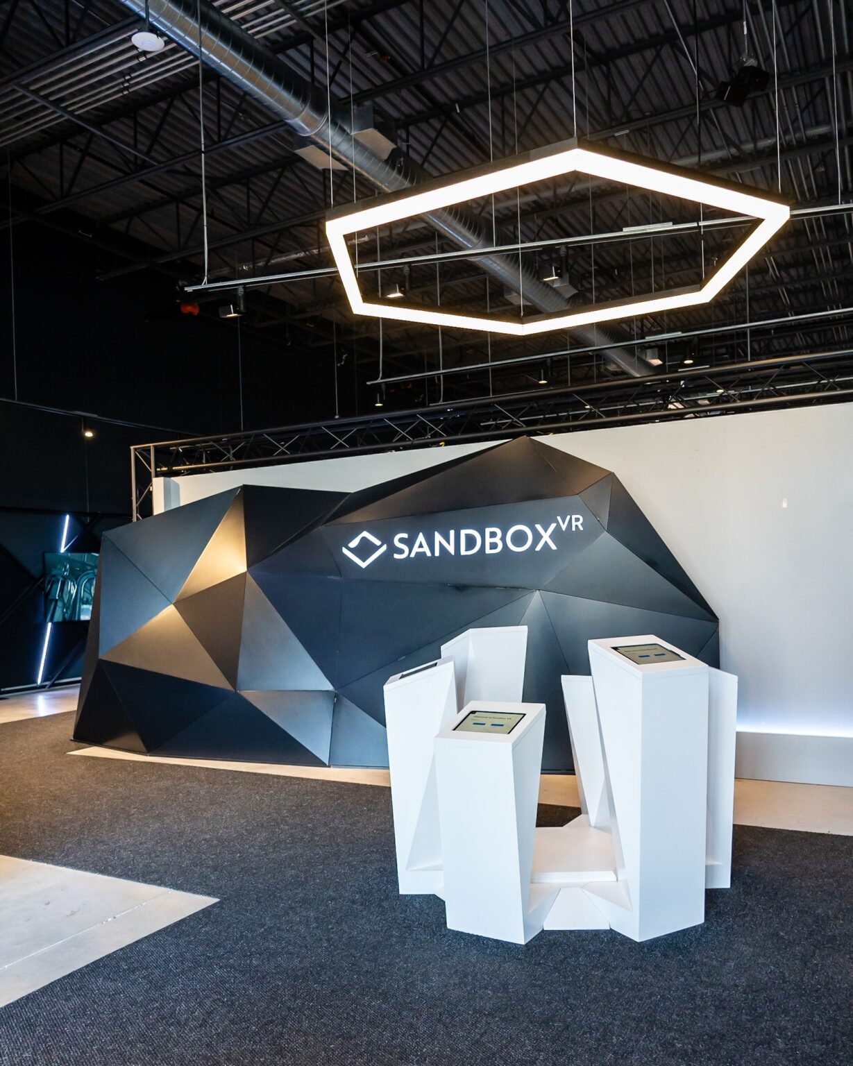 Sandbox VR Montreal | Enjoy 7 Ultimate Immersion Experiences
