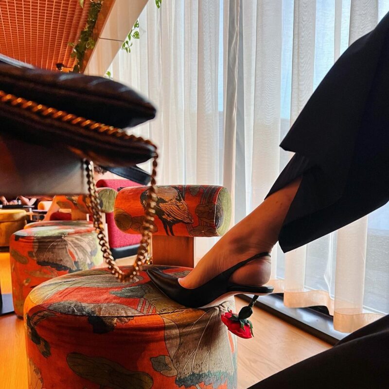 EMMANUELLE | Sexy Rooftop Lounge On The 2-22 Glass Building