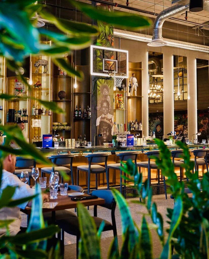 The Farsides | New Thai Resto & Tiki Bar Opens In Brossard