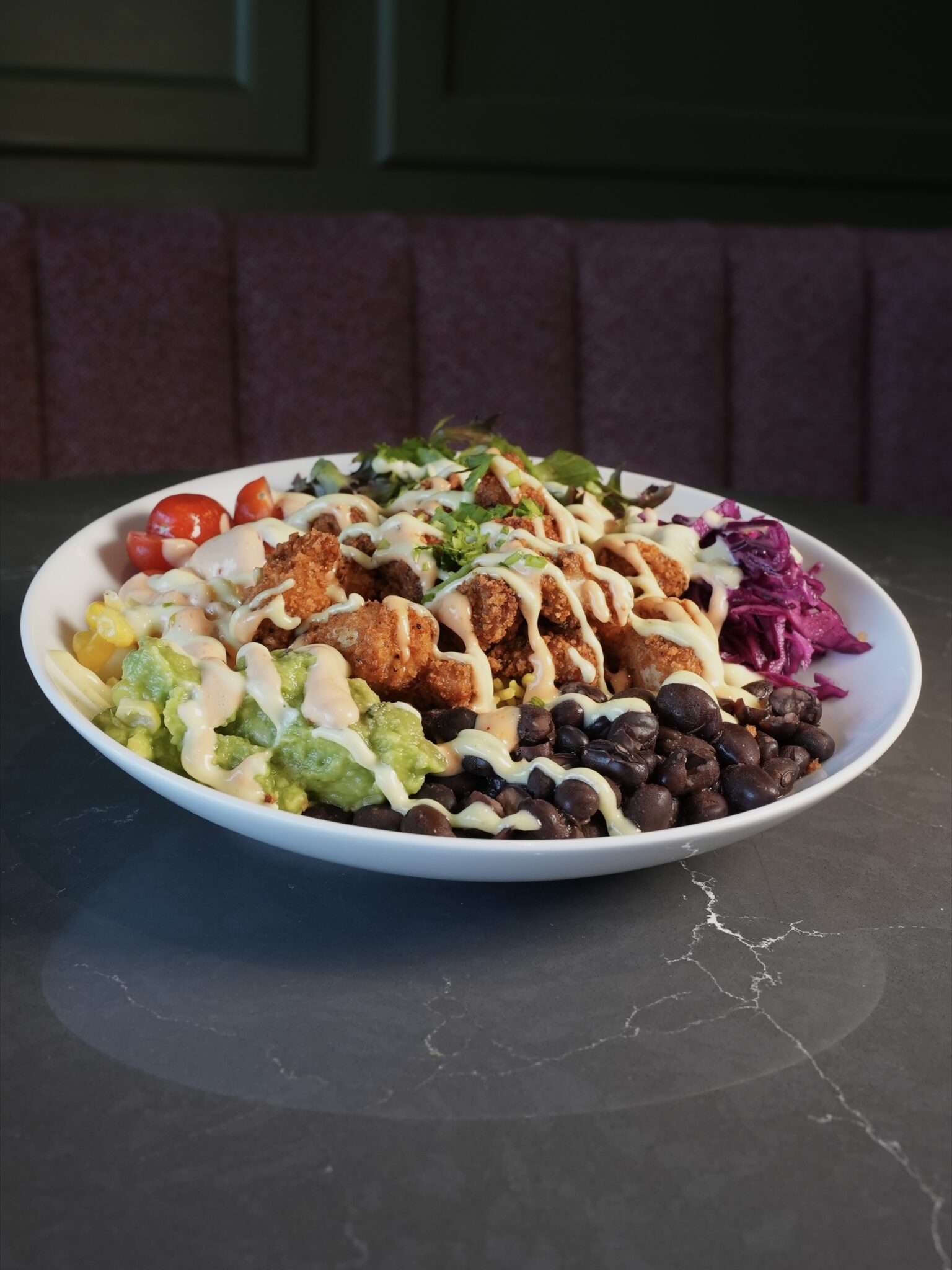 LE FOU FOU | Great Food Hall With 12 Concepts And 4 Bars